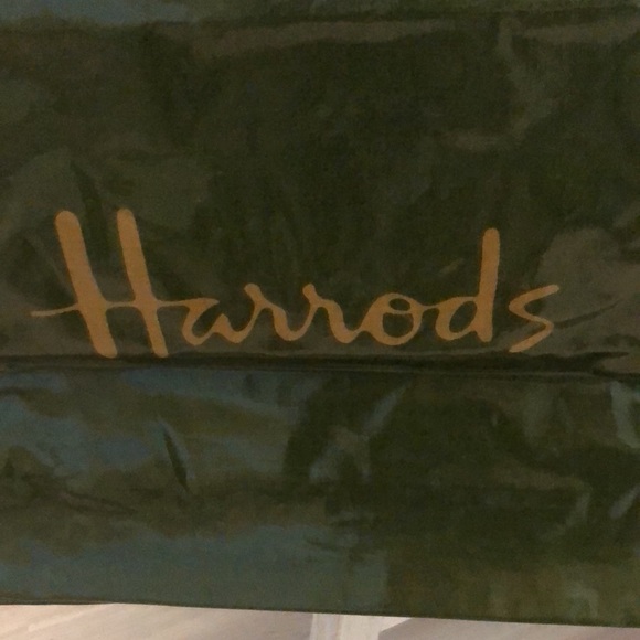 Harrods | Bags | Iconic Harrods Dark Green Shopper Gold Letters 5 Pvc ...